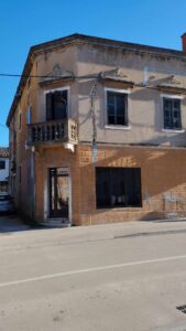 Complete Travel Guide To Benkovac, Croatia's Abandoned Town - The ...